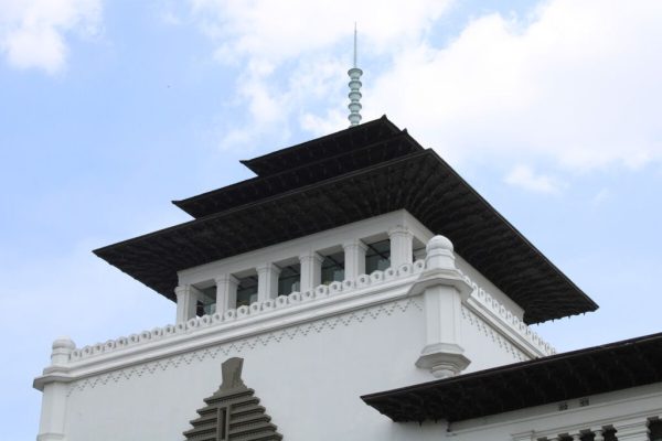 Mengenal Gedung Sate, Landmark Ikonik Kota Bandung - Historical Meaning